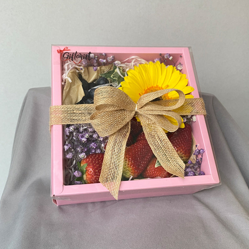 Premium Fruit Gift Box Pink - Fresh Strawberries & Blueberries